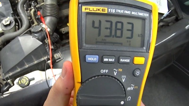 Cylinder Head Temperature Sensor: Function & Testing Guide