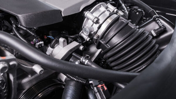 Direct Injection vs Port Fuel Injection (EFI): Pros & Cons