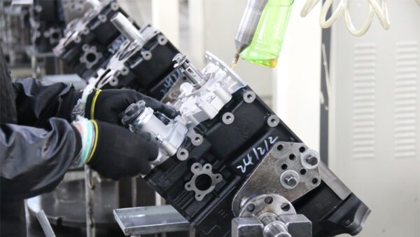 Engine Downsizing: Pros & Cons – Is It Really Worth It?