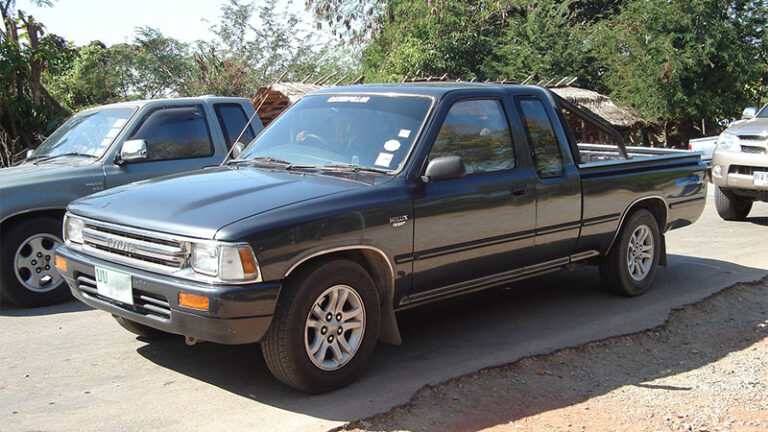 Toyota 2L Engine Guide: Specs, Reliability, & Buying Tips