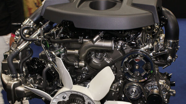 Toyota Hiace Engines Explained: Specs & Reliability