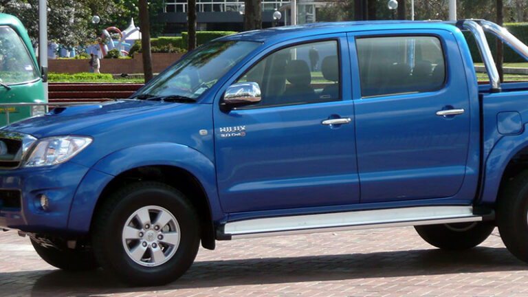 Toyota Hilux Engine Models (Diesel & Petrol): Complete Guide